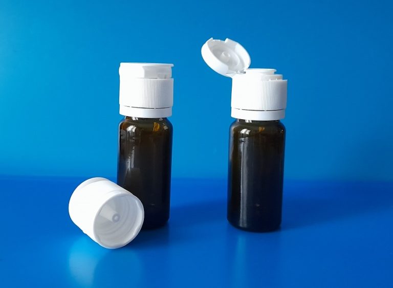 Une capsule service avec compte-gouttes intégré